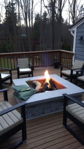 20 Stunning Backyard Deck Ideas for Your Outdoor Oasis - Upcycled ...