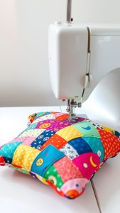 20 Creative Upcycled Outdoor Cushion Ideas for Your Patio Decor ...